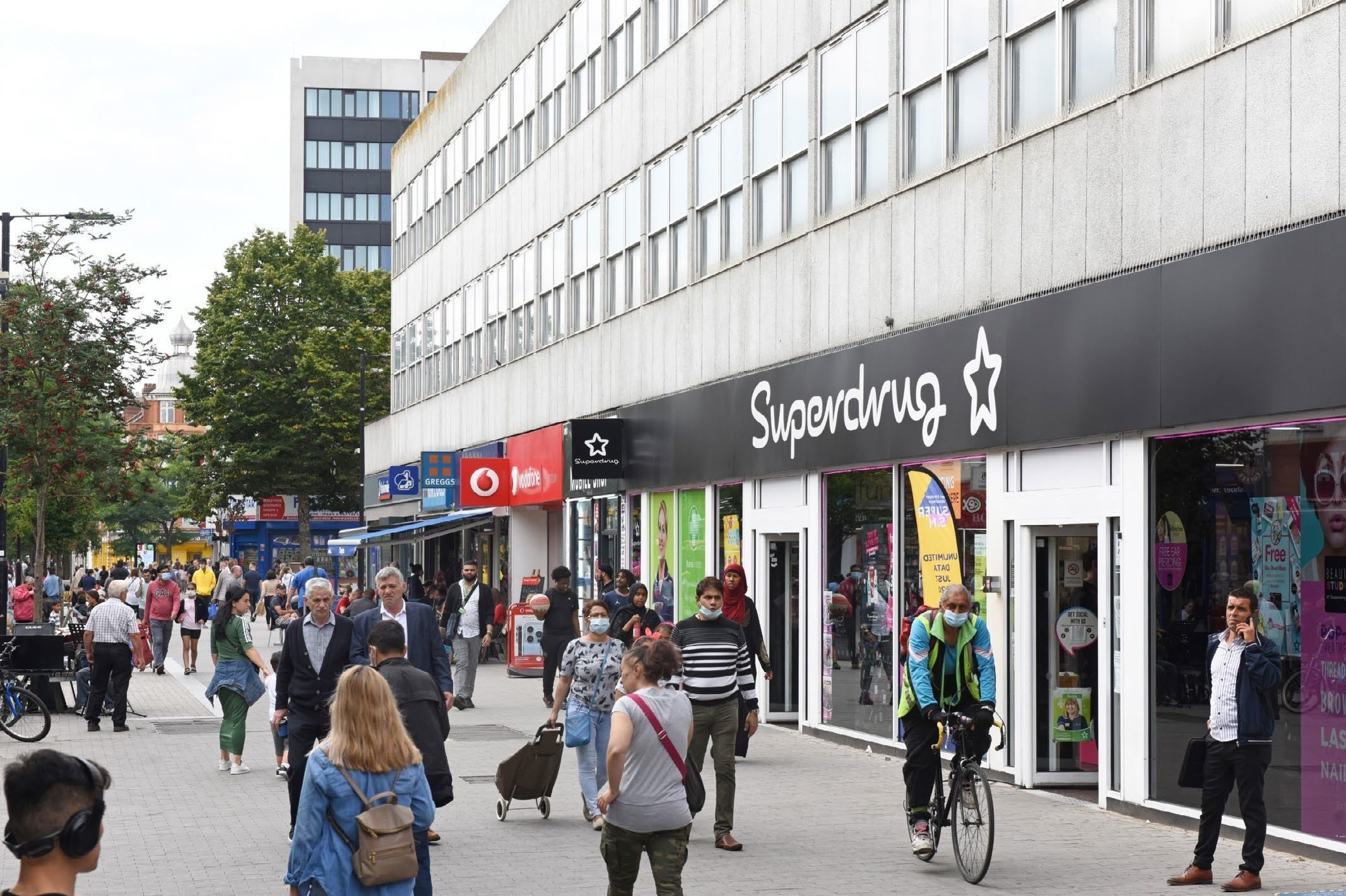 Trinity Parade (6 Shops including Superdrug, Nationwide & Greggs with 2 ...